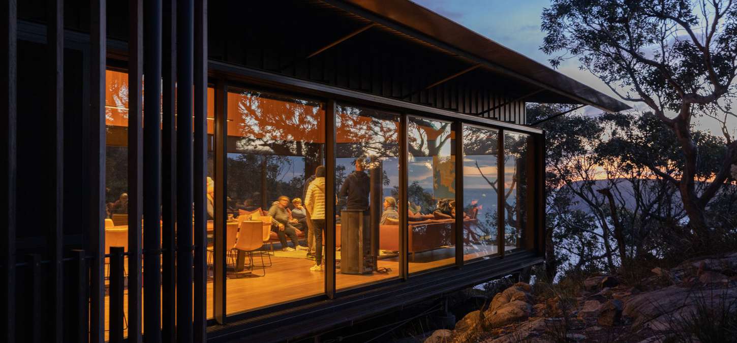 Three Capes Lodge Walk - Guided Three Capes Walk with Private Lodges