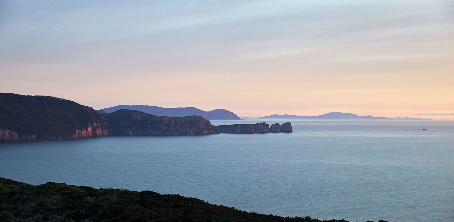 Guided Three Capes - Walk with Private Accommodation